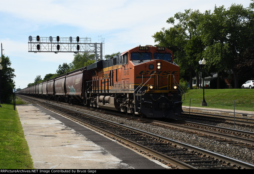 BNSF 6678